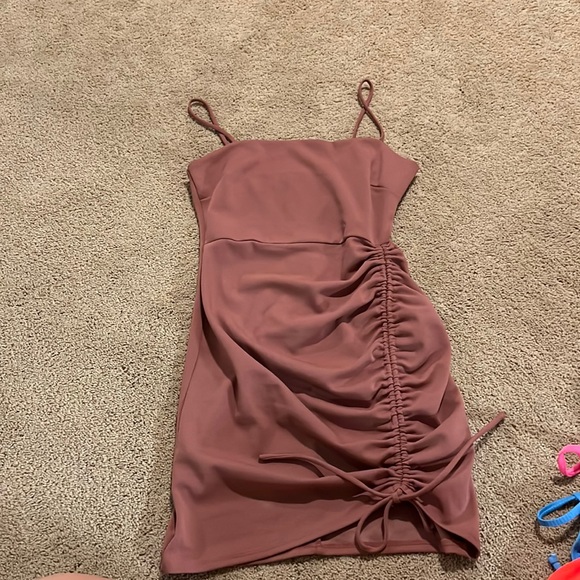Windsor | Dresses | Nude Pink Dress Sinched | Poshmark